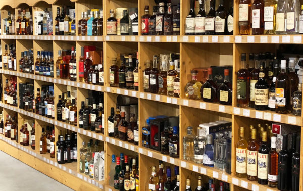 Les alcools - apéritifs et digestifs - Cellier de L'Odet - Cave et Bar ...